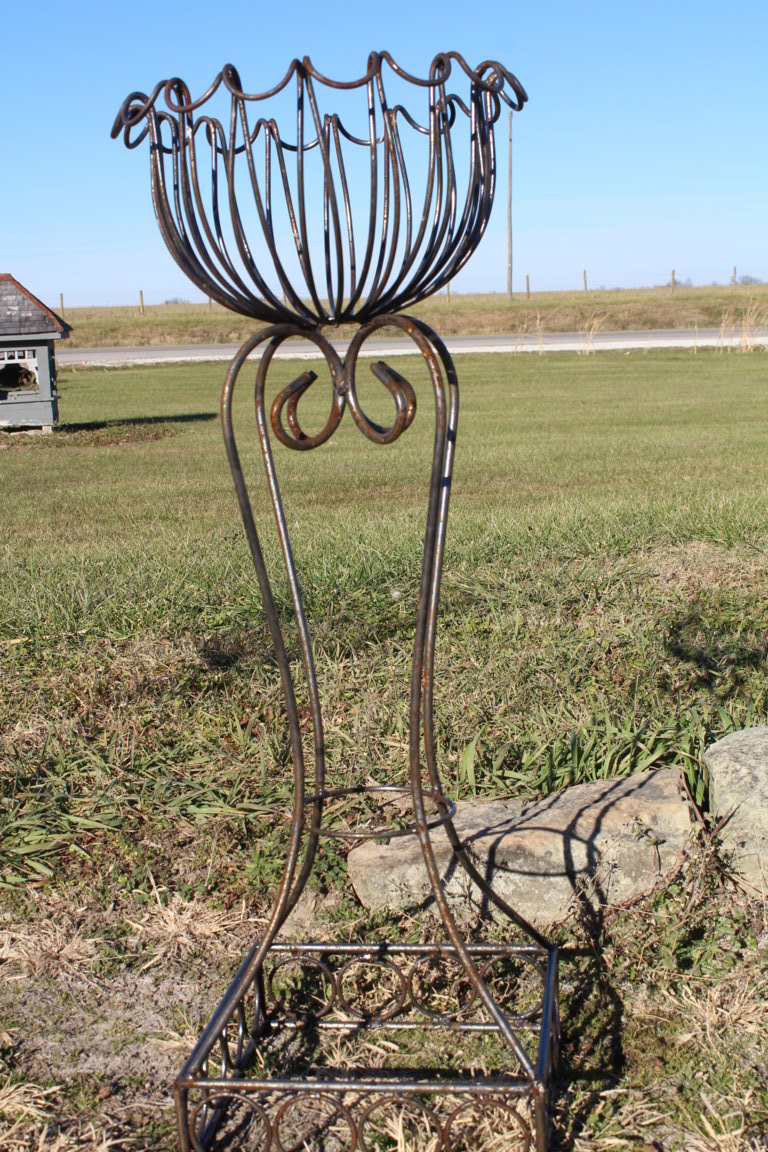 Wrought iron Large Dee Dee Plant Stand Decorative Container