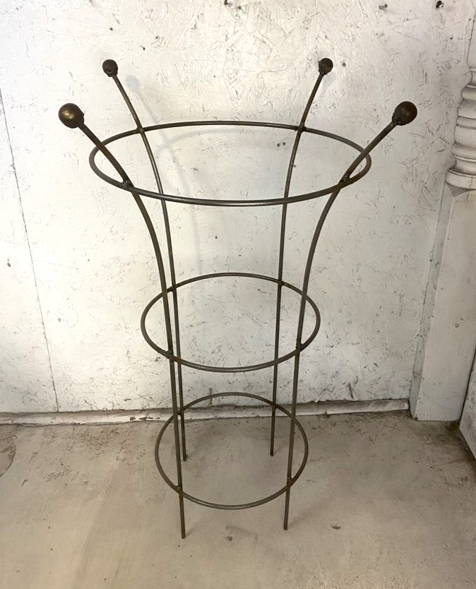Wrought Iron Lg Bella Topiary Trellis Plant Stake Support
