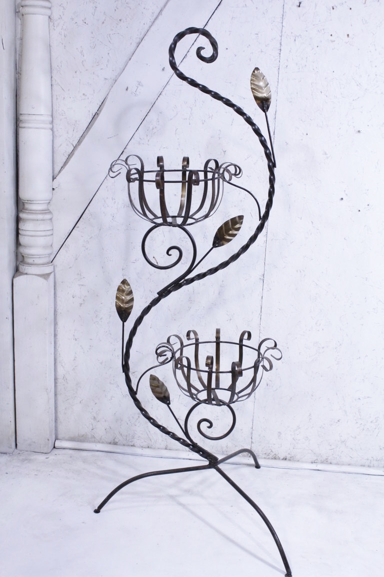 Wrought Iron Large Curly Tree with Baskets - Potholder