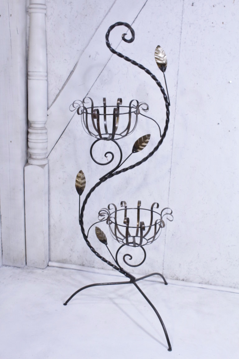 Wrought Iron Large Curly Tree with Baskets - Potholder
