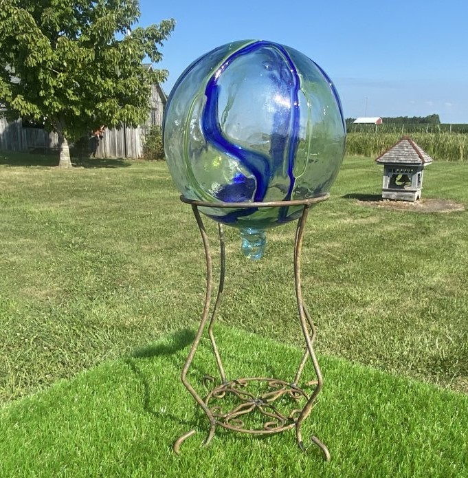 18" Metal Plant Stand - Gazing Ball Stand Decorative Container