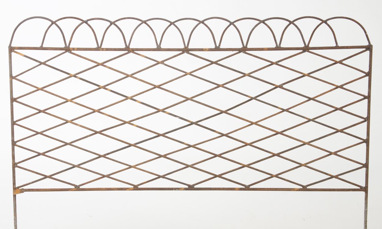 Wrought Iron Loop Topped X Fence Garden Edging