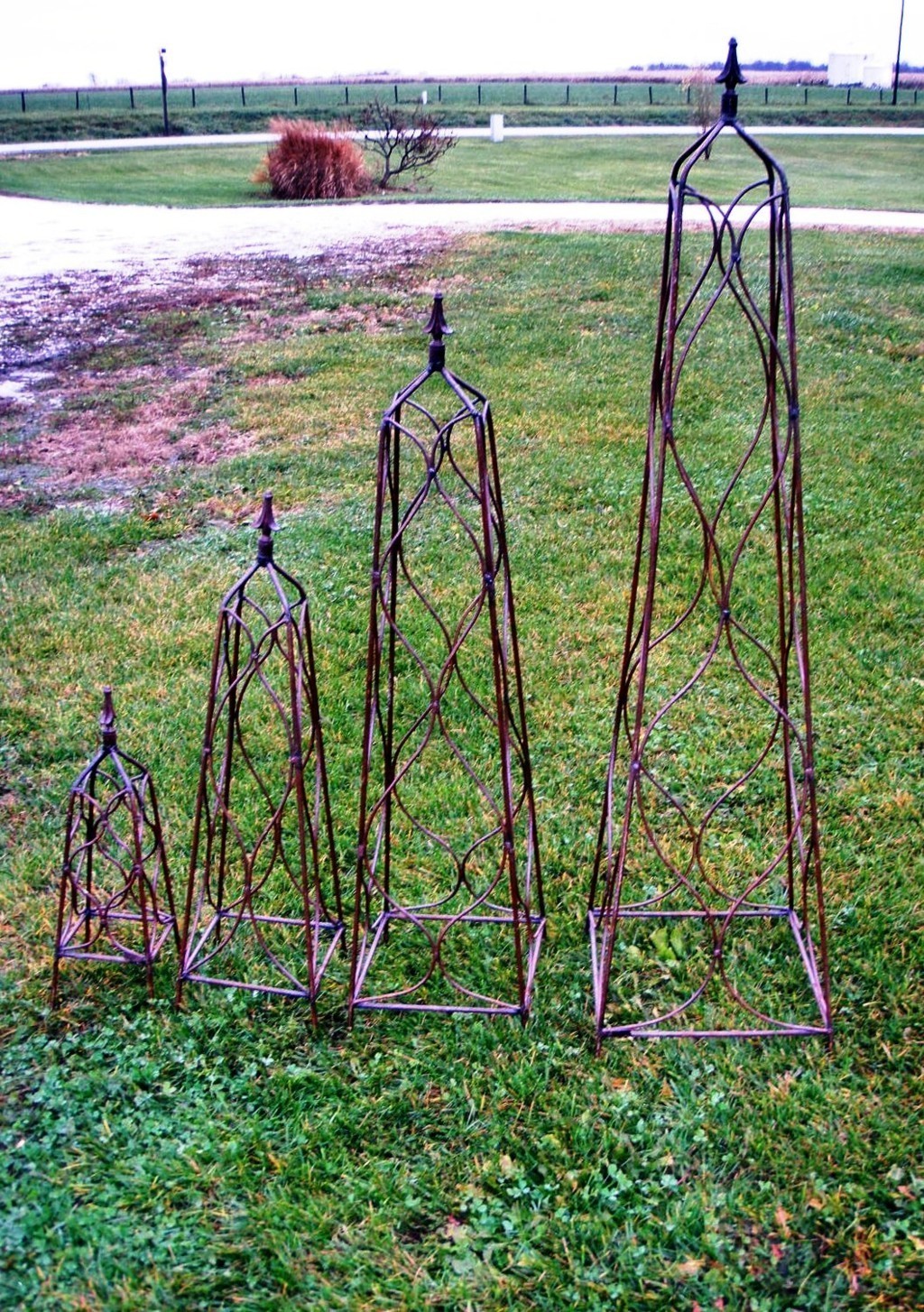 Wrought Iron Square Finial Flower Trellis - 7 Sizes