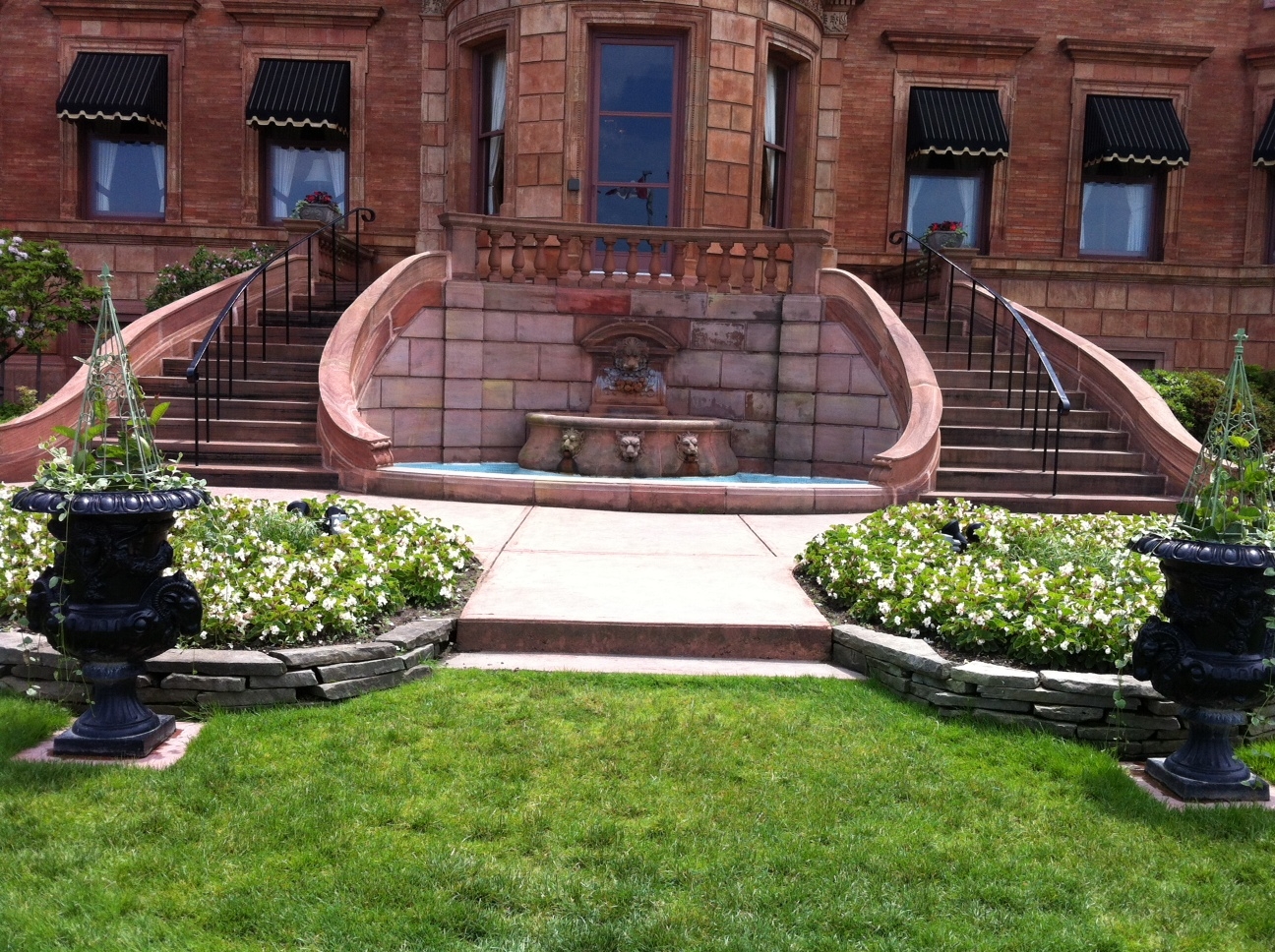 Wrought Iron Square Finial Flower Trellis - 7 Sizes