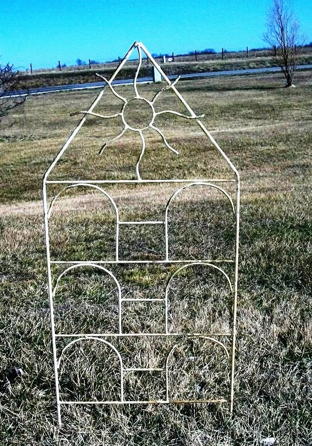 Wrought Iron Sun Trellis - Flower Garden Trellis