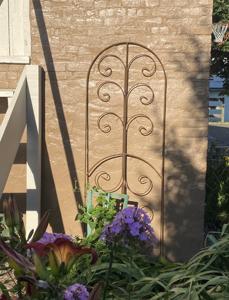 Decorative Iron Trellises | Shelly Lighting