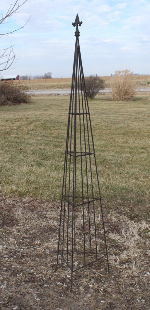 59" Triangle Topiary w/ Cast Iron Finial - Garden Tuteur