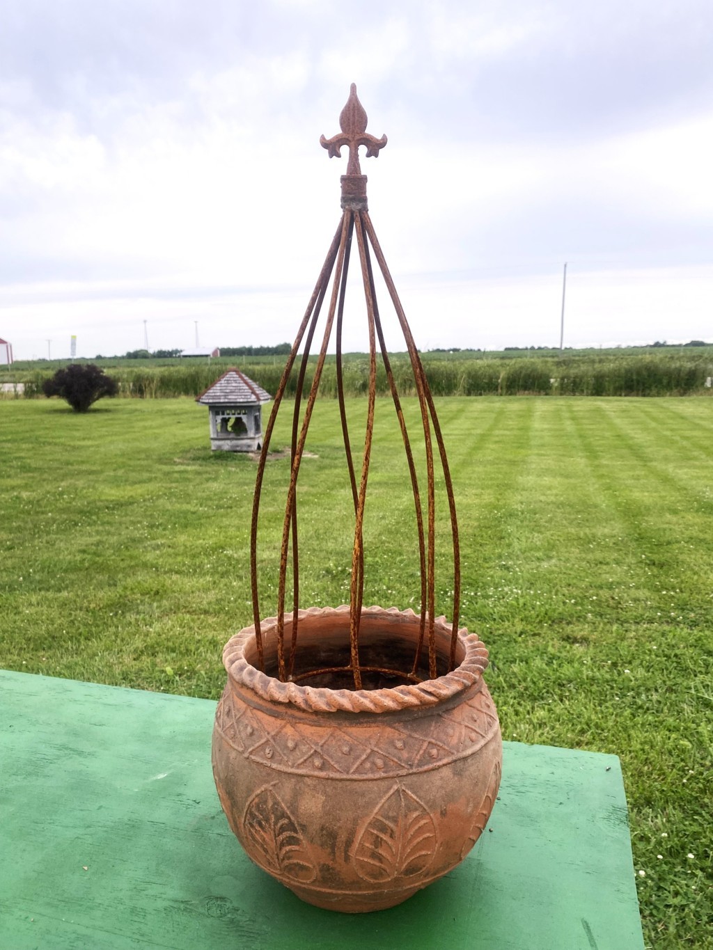 Wrought Iron Twist Flower Trellis - Small Obelisk