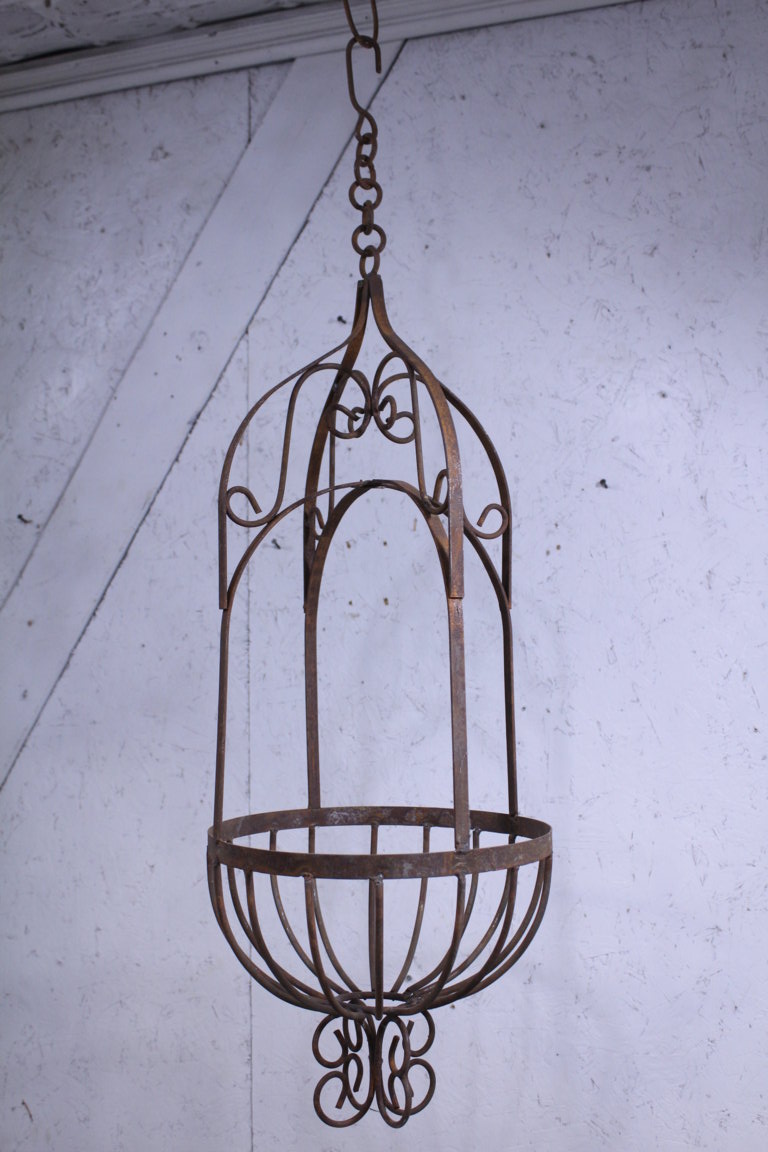 Wrought Iron Victorian Hanging Basket Decorative Container