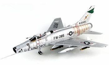 Hobby Master HA2122 - F-100D Super Sabre Model, 481st TFS USAF