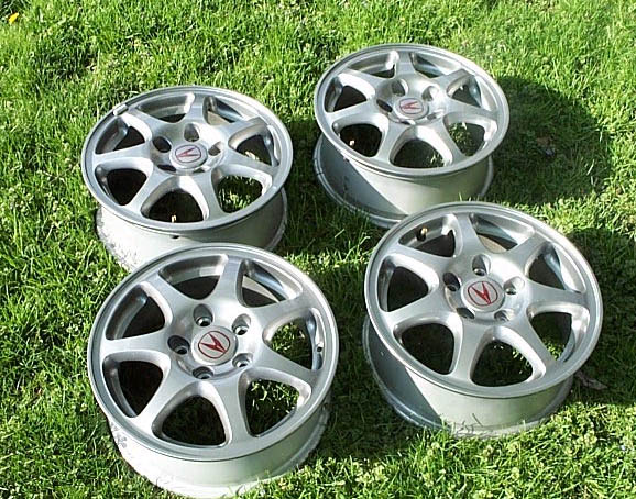 USED: 2001 Integra Type R Factory Wheels
