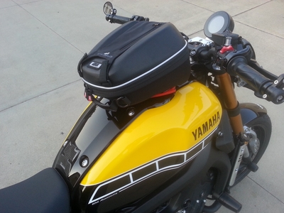 Yamaha XSR900 Tank Bag and Mount Kit by Givi