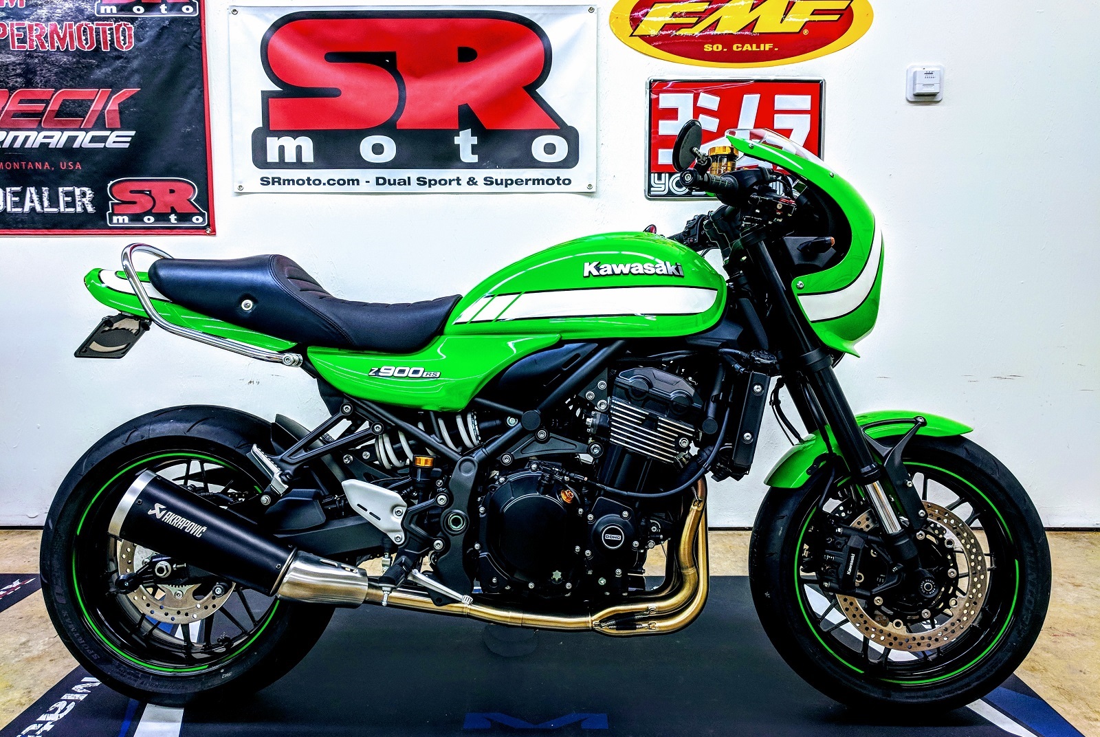 Kawasaki Z900RS Akrapovic Header