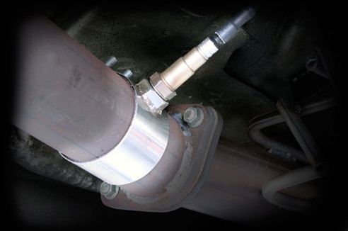 Widebands - AEM No Weld O2 Sensor Bolt On Clamp Kit