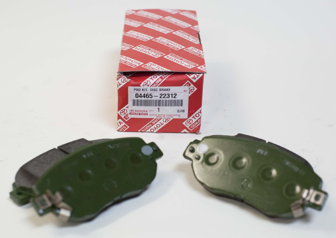 Brakes - Toyota Lexus BNIB Genuine IS300 GS300 GS400 GS430 Front Brake Pads