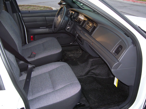 2005 Ford Police Interceptor Interior from SWPS.com