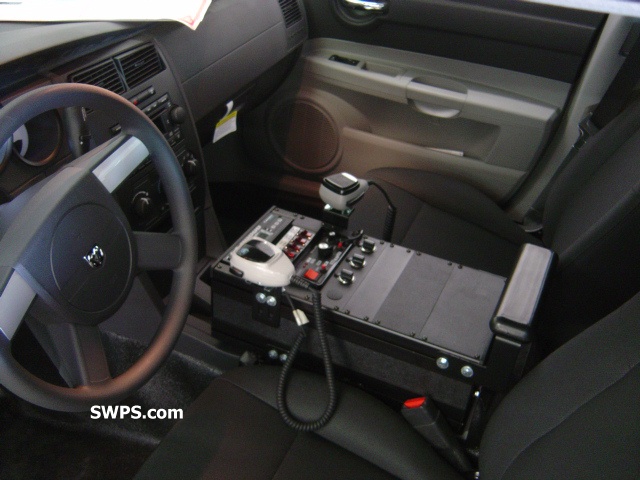 Medina County 2006 Dodge Charger - Console from SWPS.com