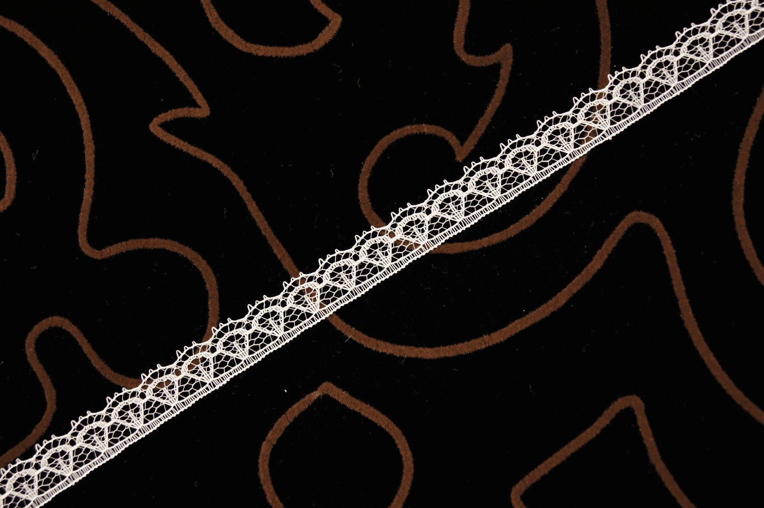 1/2" Eggshell Narrow Lace Trim #lace-186