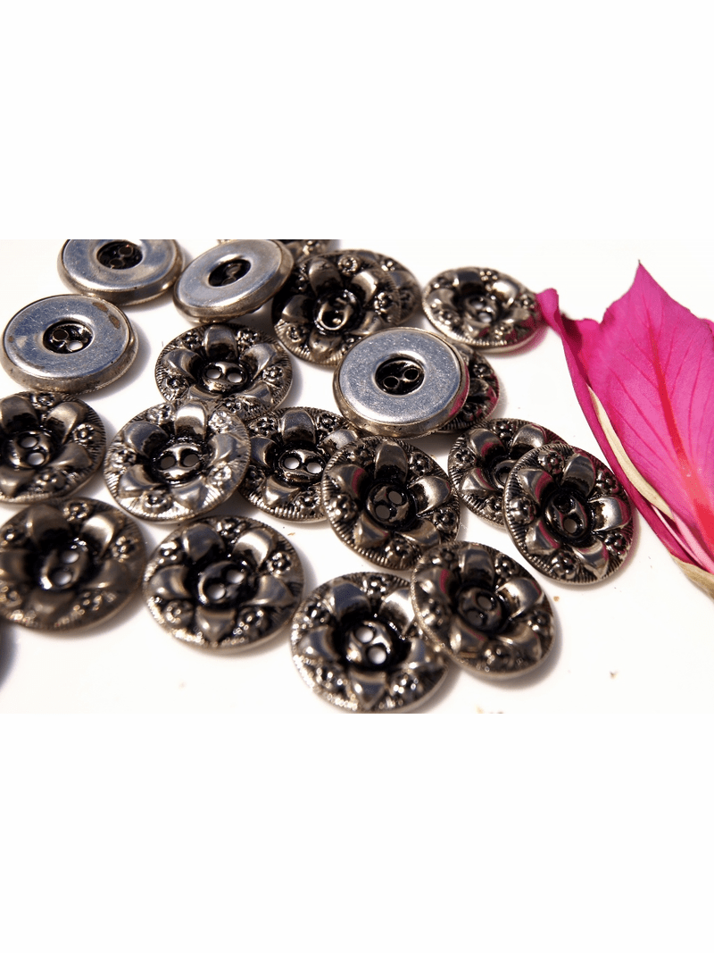 2 Hole Vintage Flower Embossed Metal Buttons 7/8" inch (8 pcs)