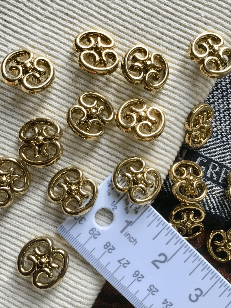 Gold Metallic Shank Fashion Button 7/8" x 1" (21mm x 25mm) Vintage Gold ...