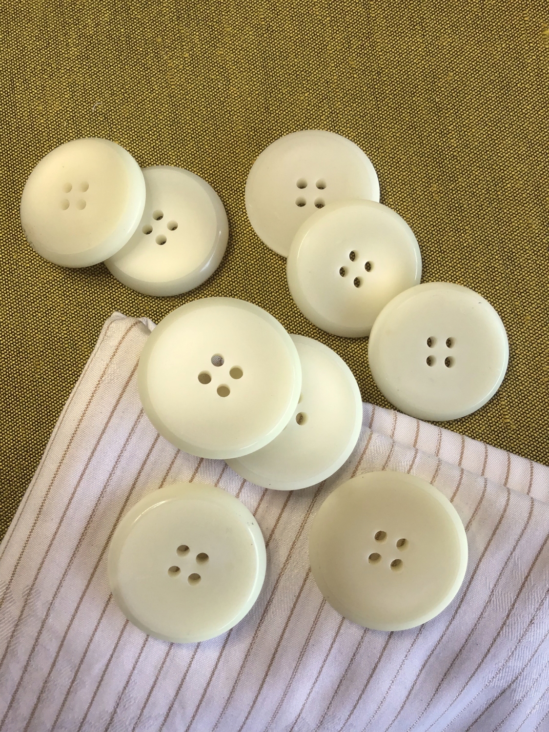 Italian Ecru Off White 4 Hole Button 1-3/16" (30mm) 48L Vintage Buttons ...