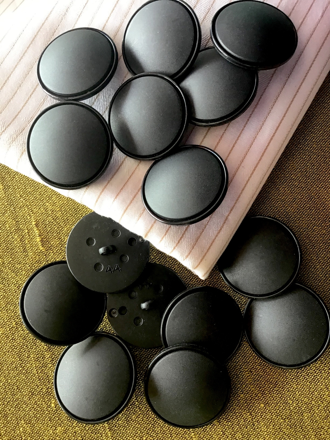 Italian Matte Black Shank Button 1-1/8" (28mm) 44L Vintage Buttons #724