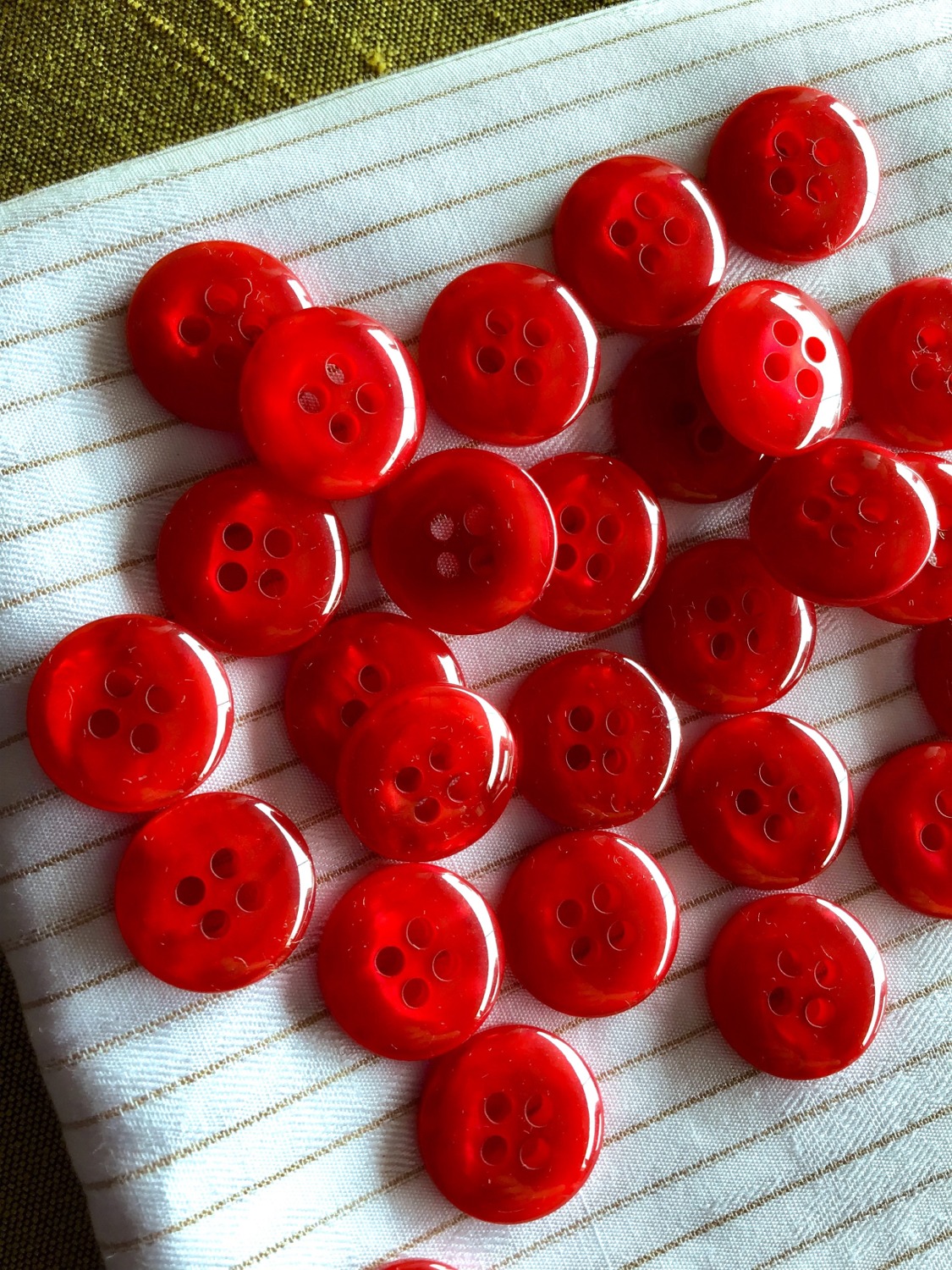 Ruby Red 4 Hole 5/8" (15mm) 24L Vintage Sewing Buttons #1018
