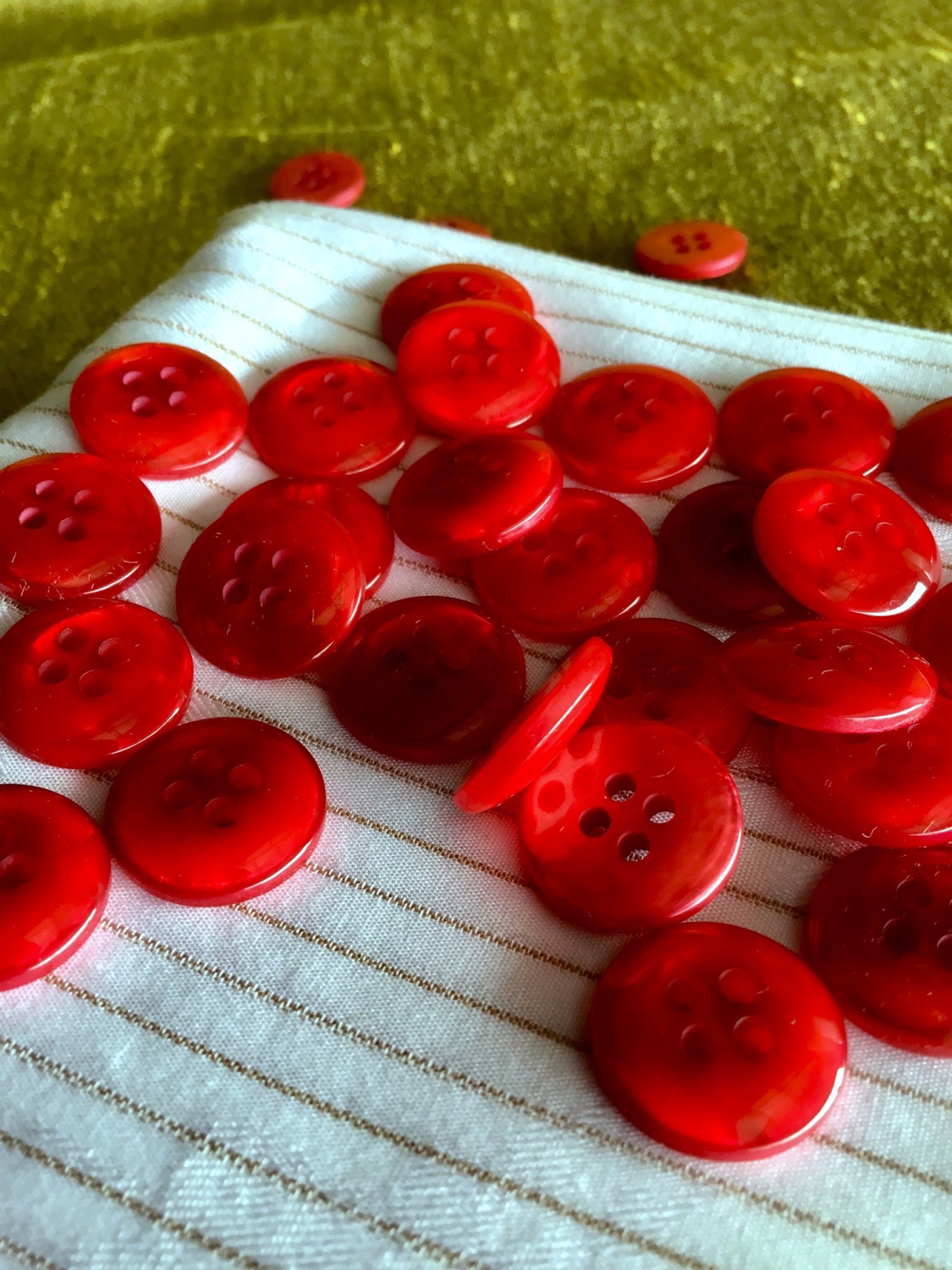 Ruby Red 4 Hole 5/8" (15mm) 24L Vintage Sewing Buttons #1018