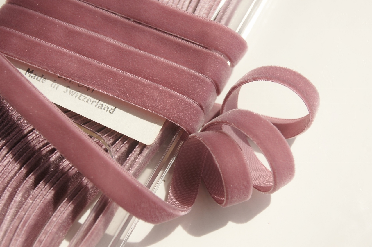 Swiss Mauve Velvet Ribbon by the Yard 9mm