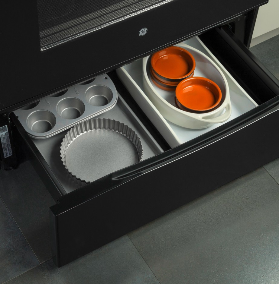 JB645DKBB GE 30" Freestanding Electric Range with Ceramic Glass Cooktop ...