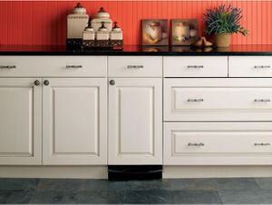 UCG1510NII GE Profile 15" 1.4 Cu. Ft. Built-In Trash Compactor - Custom ...