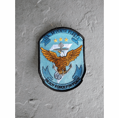 ACCESSORIES & SOUVENIRS