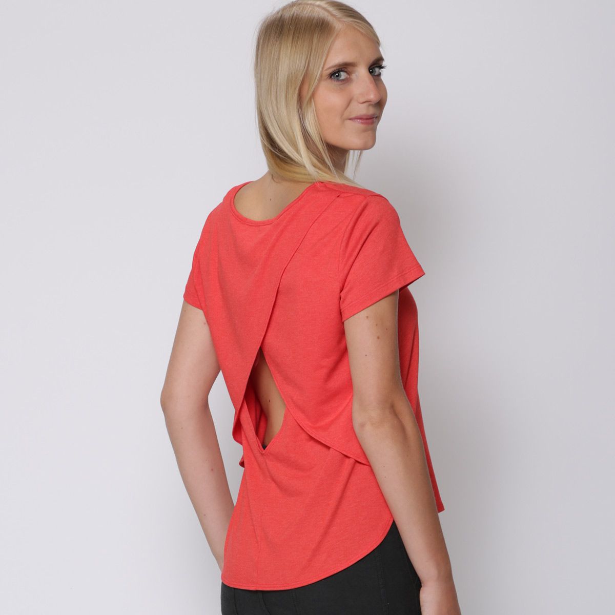 Amour Vert Open Cross Back Top