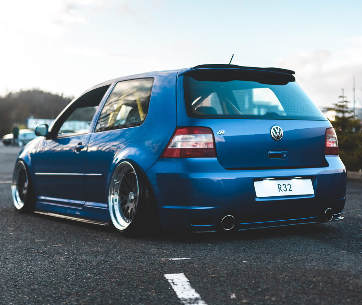 Volkswagen Golf R32 Mk4