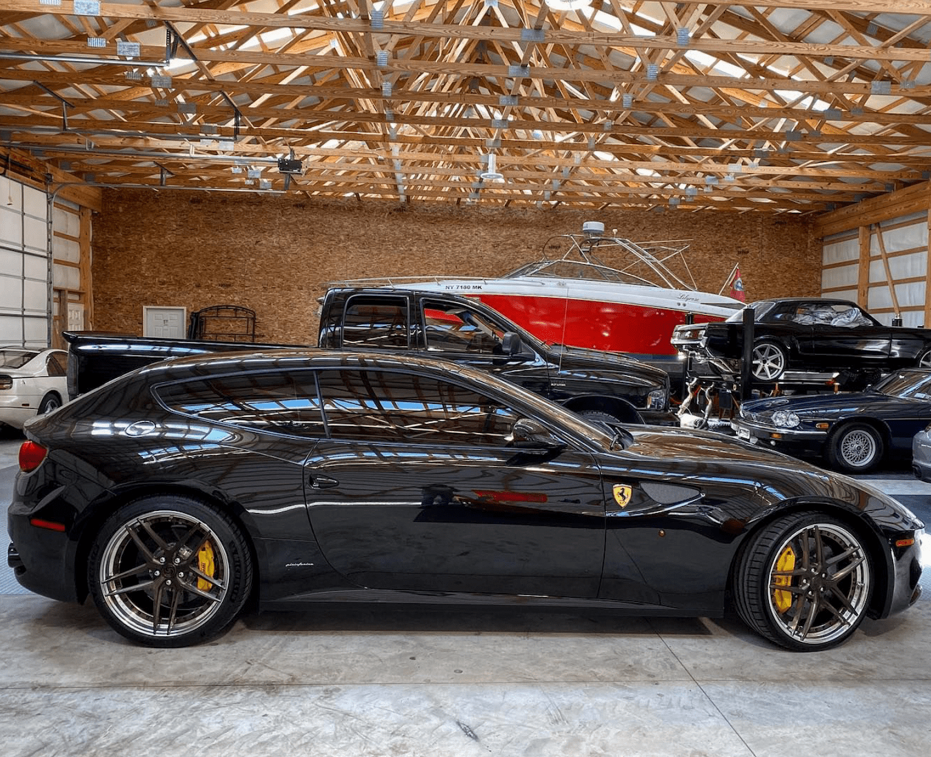 FERRARI FF SIGNATURE SV302S