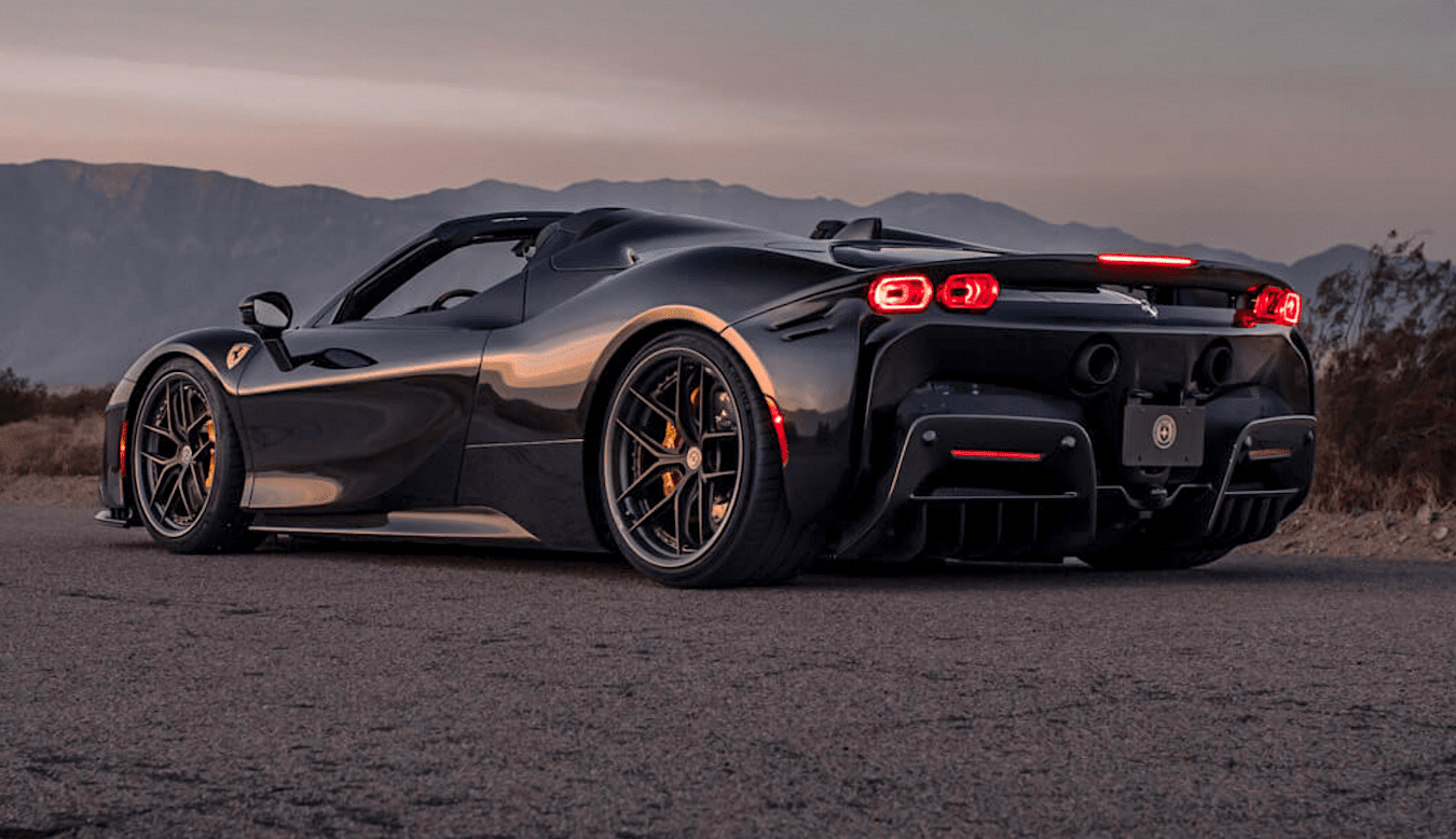 FERRARI SF90 SPIDER HRE HX101