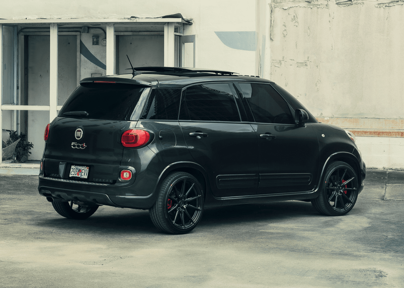 FIAT 500L VOSSEN HF-3 GLOSS BLACK