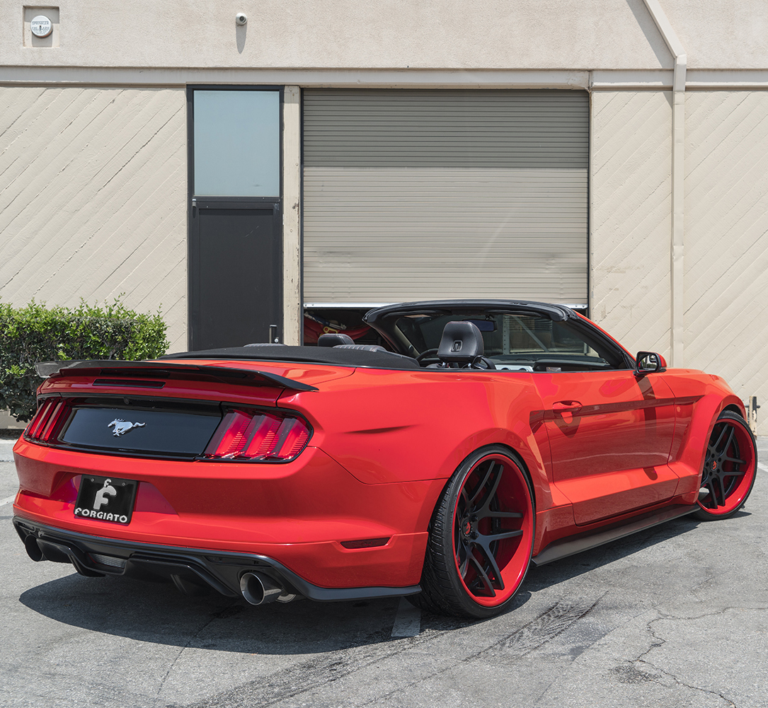 FORD MUSTANG "WIDEBODY" FORGIATO DIECI-ECL