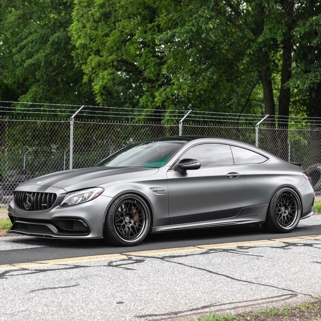 MERCEDES C63 AMG HRE 300