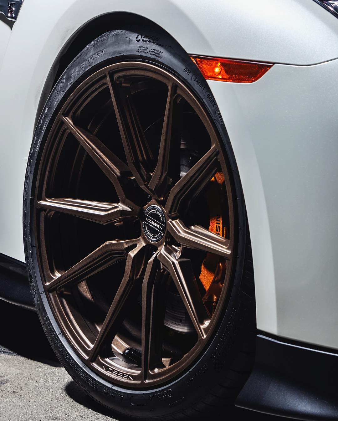 NISSAN GT-R R35 VOSSEN HF-3 SATIN BRONZE