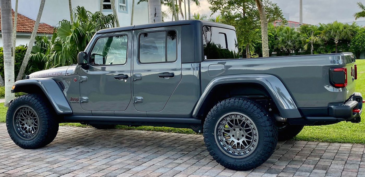 JEEP GLADIATOR BLACK RHINO FURY MATTE GUNMETAL