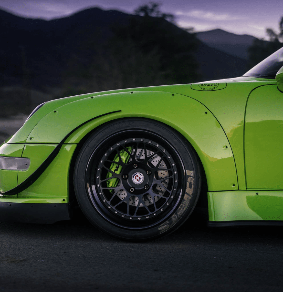 PORSCHE 993 RWB HRE 300