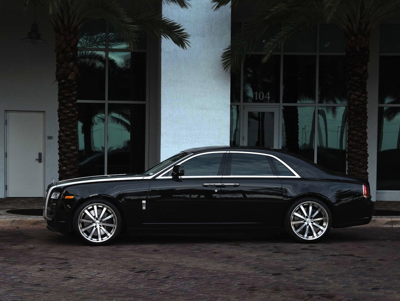 ROLLS ROYCE GHOST VOSSEN VVS-083 BLACK MACHINED