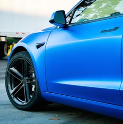 TESLA MODEL 3 OHM LIGHTNING GLOSS GUNMETAL