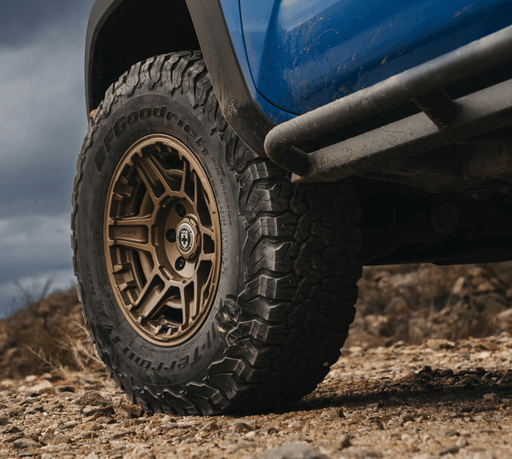 TOYOTA TACOMA HRE FT1