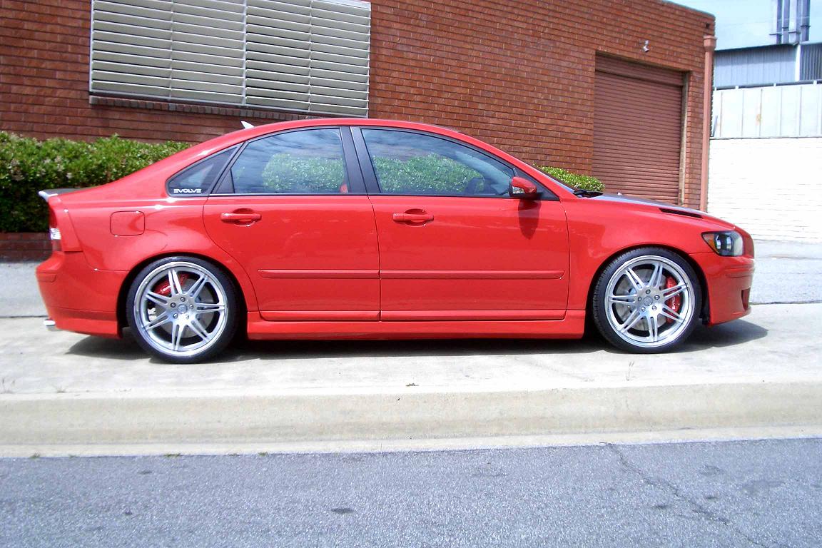 VOLVO S40 HRE 841R