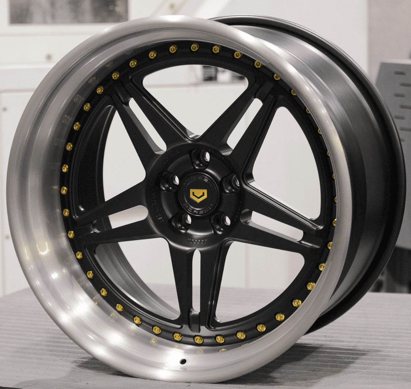 VOSSEN FORGED ERA-5 3-PIECE SATIN BLACK AND LIGHT SMOKE