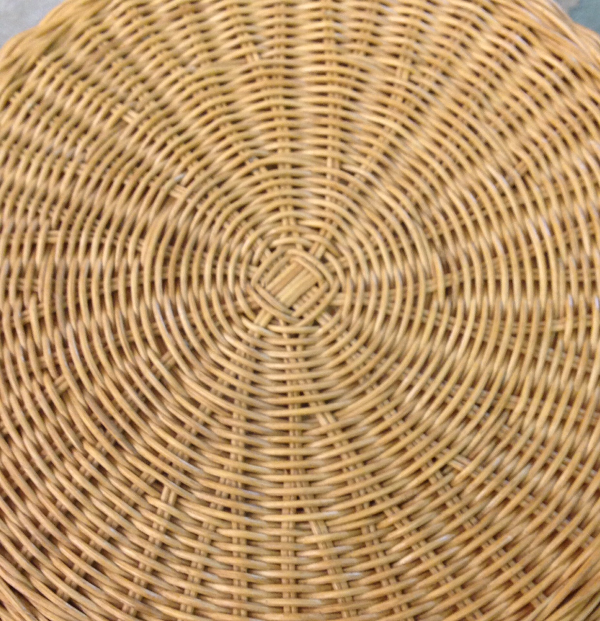 Hourglass Wicker Stool