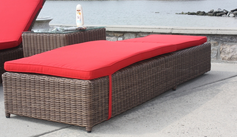 Why We Love Wicker Chaise Lounges by the Pool