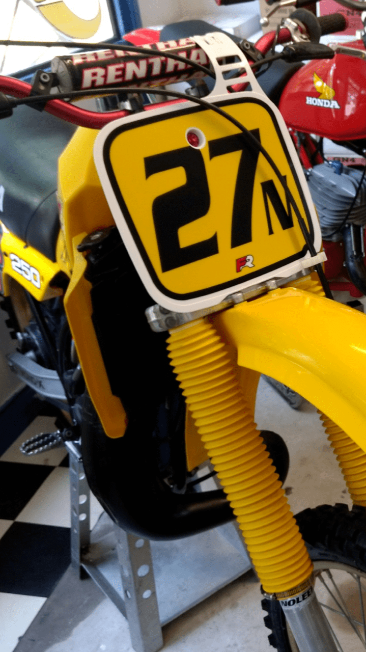 1984-1985 Yamaha YZ250 Regular Yellow with Black Bold Pinstripe